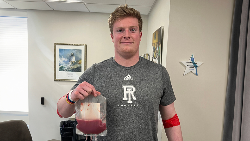 University football player donates blood stem cells | NMDP